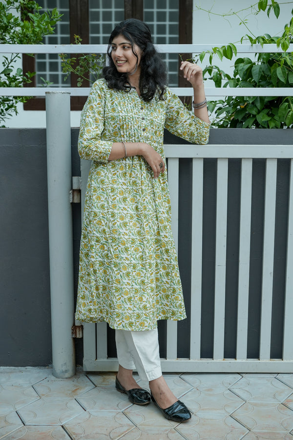 Flora A LINE Green Kurta – Canoline